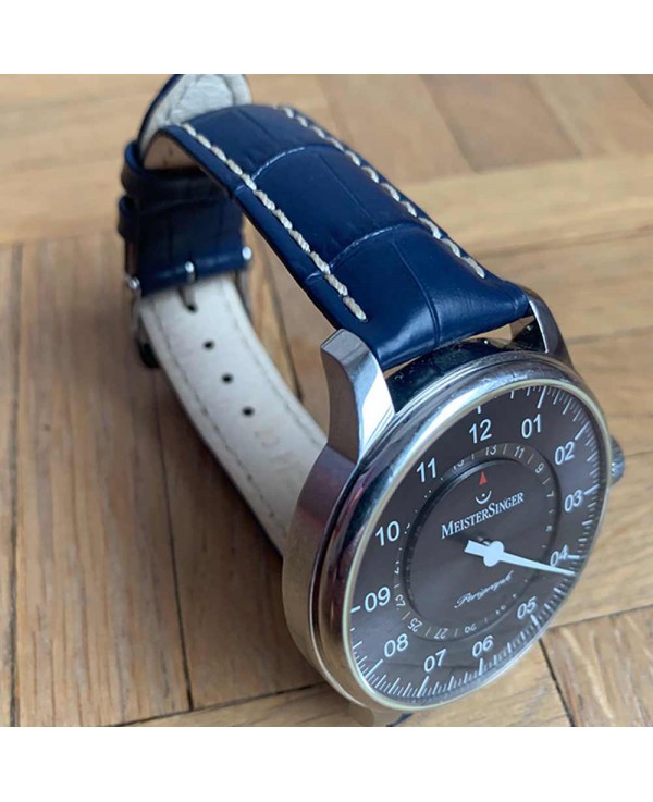 Watchstrap Hirsch Modena Dark Blue 22mm white stiches